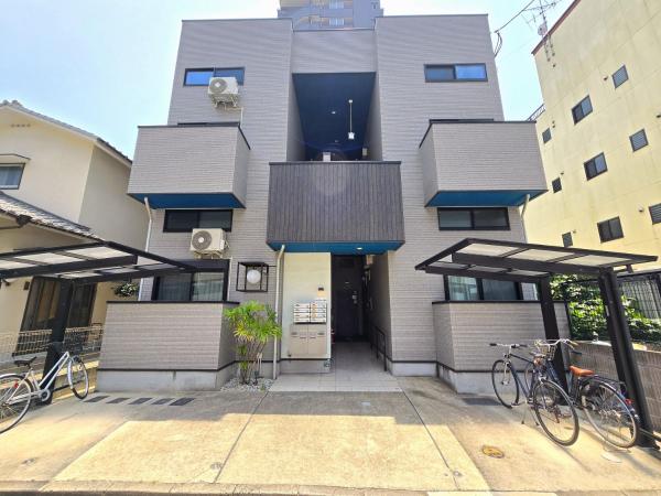 Comfort Cube Phoenix Yakuin - Fukuoka, Japan