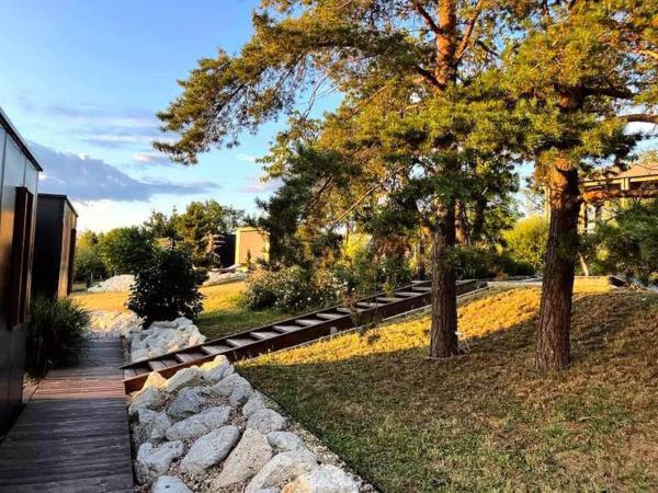 Casa Slarku - Luxury Container Houses - Miskolctapolca