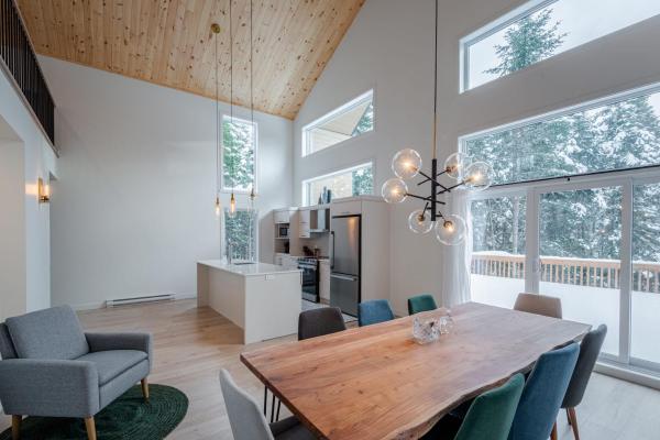 Chalet Odin - Spa, Piscine, Sauna Partagés - Quebec