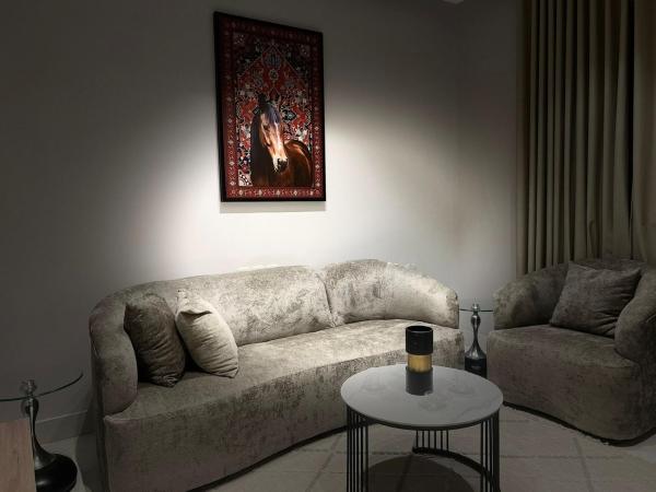 Diyar Studio Lounge Al Tharwa 5b - 담맘