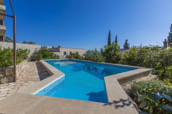 Apartments In Crikvenica 39175 - Crikvenica