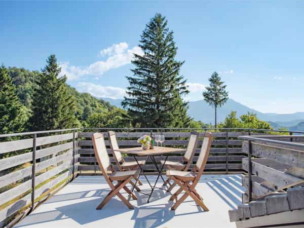 Apartment Vrhouc - Tolmin