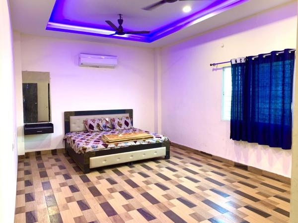 Rv Pool & Club - Indore