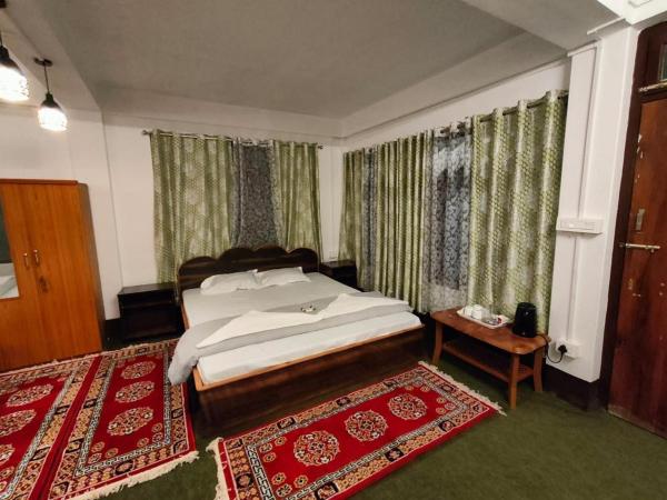 The Jasmit Mount View Homestay - Kalimpong
