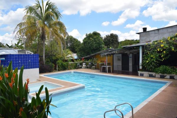 Hotel Cabañas Santa Rosa Suarez Tolima - El Espinal