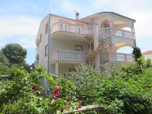 Gardenia Apartments - Biograd na Moru