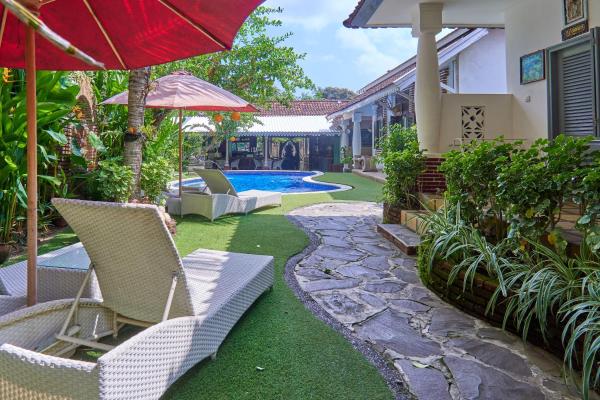 Attara Hostel Senggigi - Mataram