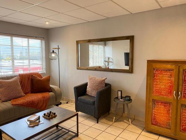 Nunu's Self Catering Apartment - 웰링턴