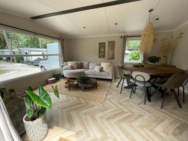 Wild Flower Wellness Met Privé Sauna En Hot Tub In Prachtige Tuin Met Overkapping - Netherlands