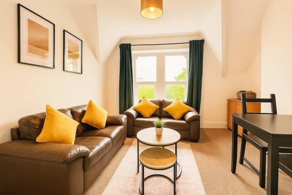 Charming Top Floor Cardiff Gem - Vale of Glamorgan