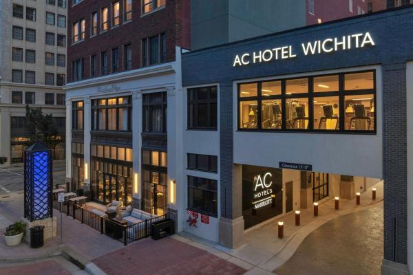 Ac Hotel By Marriott Wichita Downtown - Wichita, KS