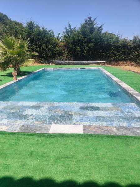 Villa Climatisée Avec Grande Piscine - Francia