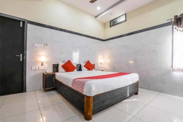Super Hotel O Src Grand - Vijayawada