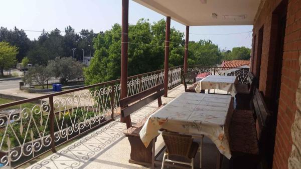 Apartment In Starigrad-paklenica 6770 - Starigrad