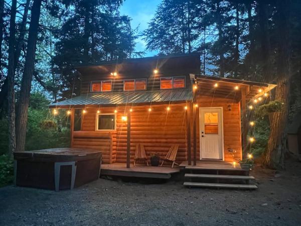 Alyeska Spruce Cabin - Anchorage, AK