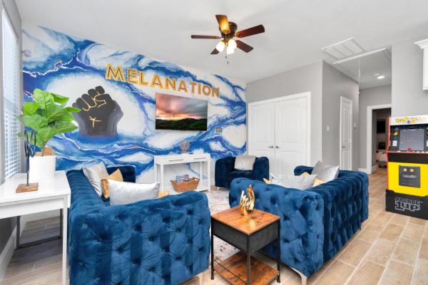 Themed Unit 2bd 2ba Near Nrg Hou Med Center S - Houston, TX