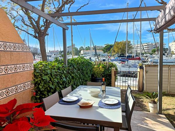 Casa Espaciosa En Roses: Ideal Para Senderismo, Ciclismo, Y Deportes Náuticos. ¡Relájate En Plena Naturaleza! - Es-258-127 - Cadaqués