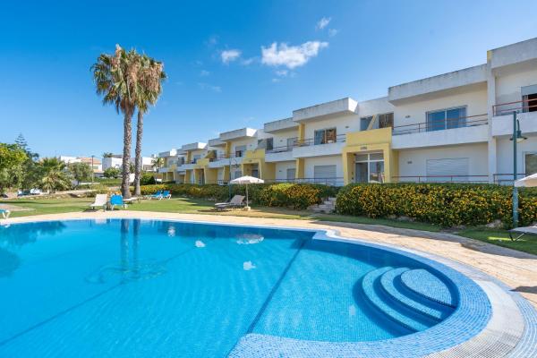 Apartamentos Santa Teresinha - Praia da Rocha