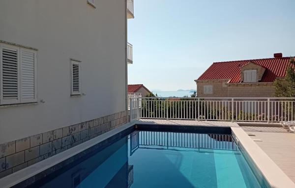 Nice Apartment In Zvekovica - Cavtat