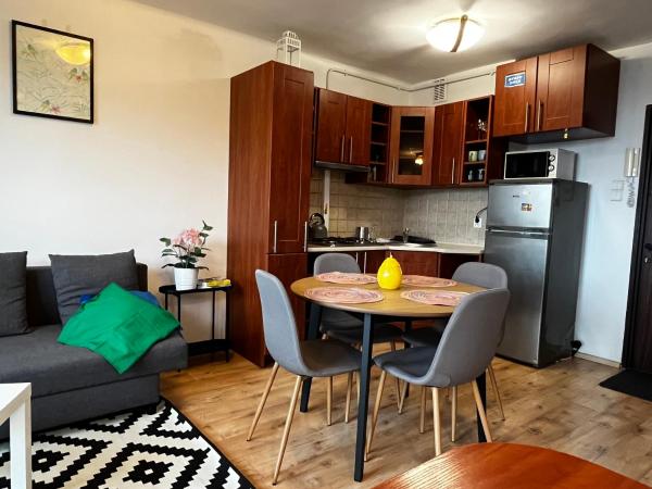 Ohmyhome - View Apartment Marszałkowska - Warsaw