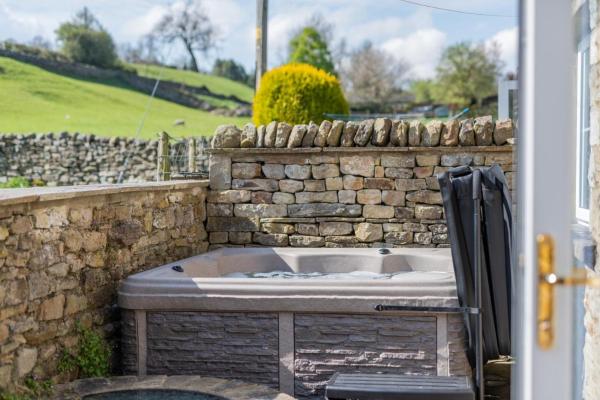 Well Cottage - West Burton - Leyburn