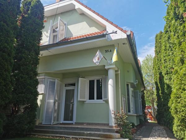 Csokonai Guesthouse - Balatonalmádi