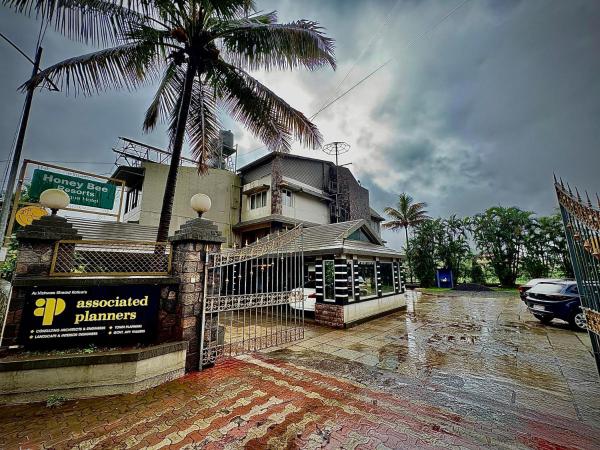 Honeybee Resort Lonavala - Lonavla