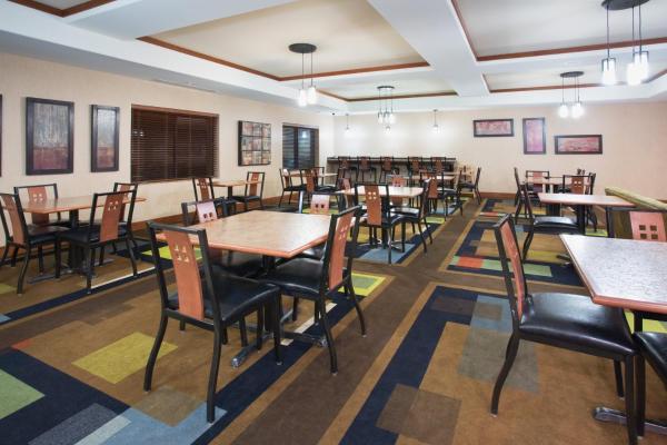 Holiday Inn Express And Suites Los Alamos Entrada Park By Ihg - Española, NM