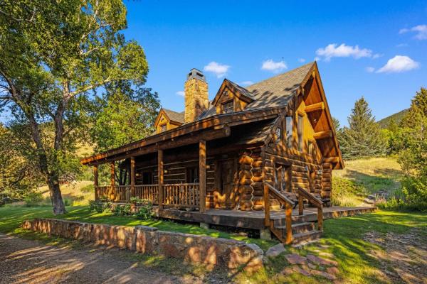 Chasing Rainbows Cabin - United States