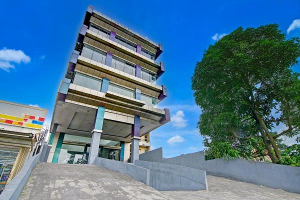 Townhouse Oak Pekanbaru Near Mall Pekanbaru Formerly Hotel Grand Sahara - Pekanbaru