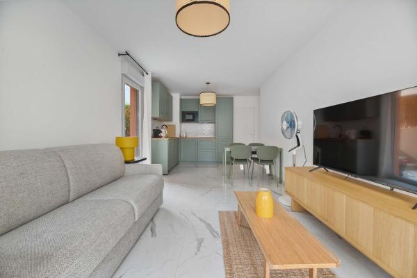 Charmant Appartement Avec Balcon-terrasse & Clim - Castel Plage - Nice