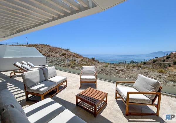 Apartamento Deluxe Con Terraza Y Vistas Al Mar 011 - Rincón de la Victoria