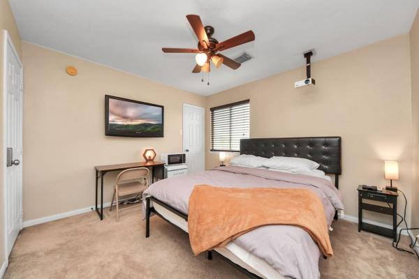 Queen Br.projector, Hi-speed Wi-fi, Patio - Texas