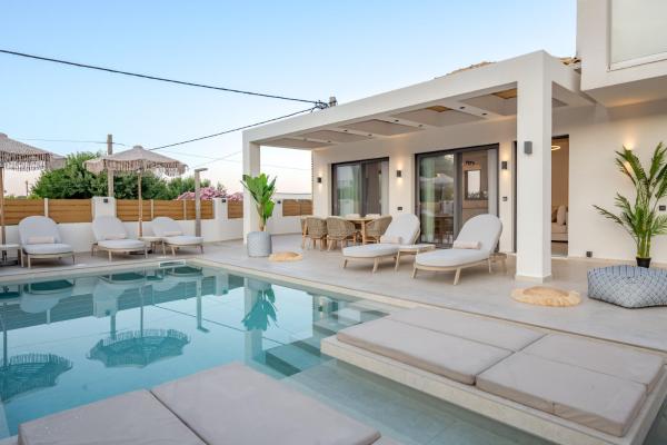 Anar Luxury Villas - Kalamaki