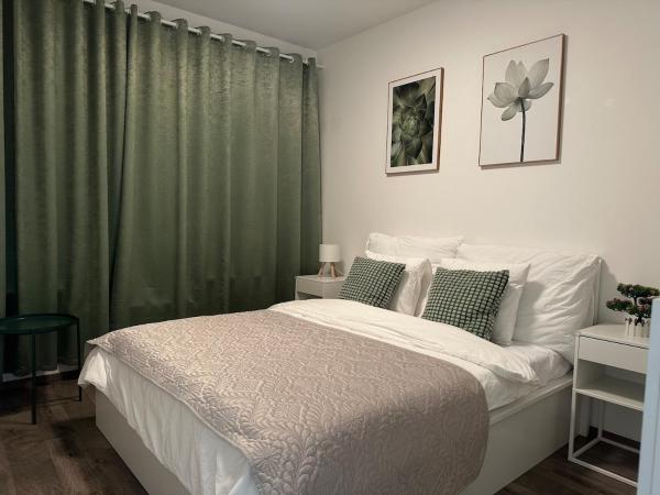 Cozy Modern Apartment, 20 Mins To Center - Prague