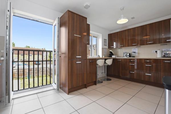 Modern 5br Stay For Work & Groups - Watford