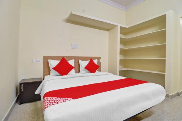 Super Hotel O Rbs Square Langer Houz - Telangana
