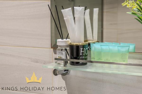 Royal Suites Dunya Tower Burj Khalifa St - Dubái