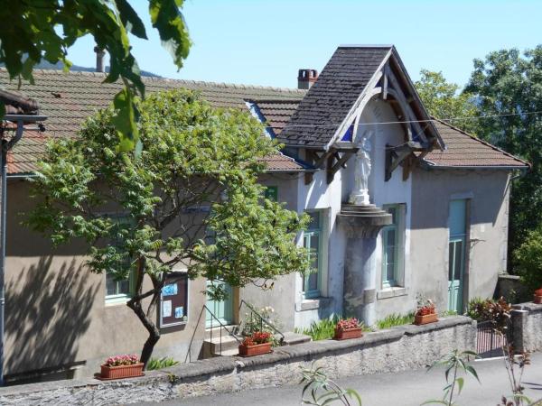 Gîte Montagne Bourbonnaise 12-14 Pers, Animaux Autorisés - Fr-1-489-343 - Allier