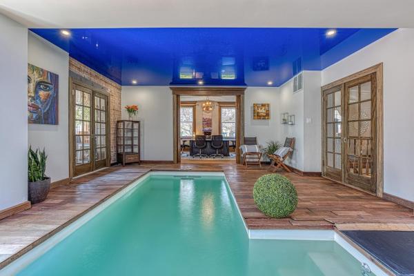 Le Manoir Des Braves - Piscine - Québec, QC