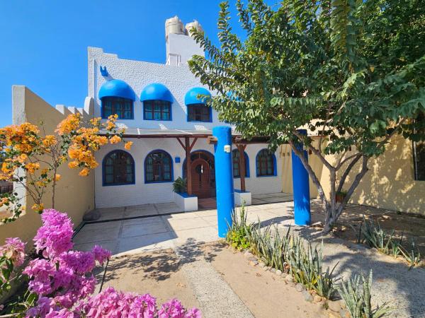 Private Zihuatanejo Beach Villa & Pool Sleeps 12 - Playa Blanca