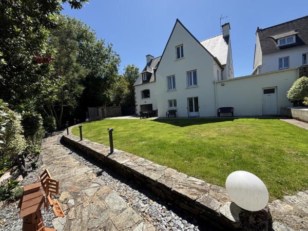 La Maison De La Place - Lannion