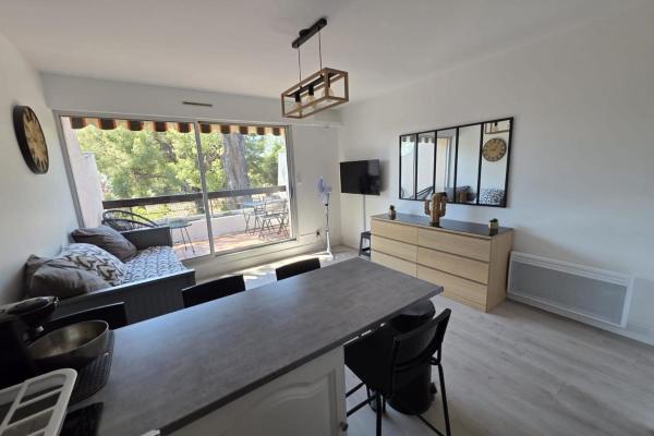 Bright Studio In Residence With Swimming Pool - Calanque du Mugel