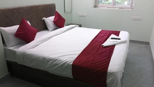 Hotel Gis Inn - Hyderabad