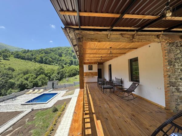Makaryan Guest House - Armenia