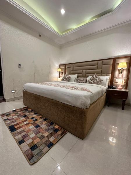 Kaval Inn - Kangra