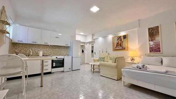 Andrianna's Garden - Kalamata
