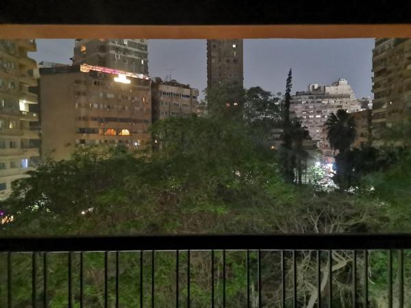 A Comfy Apartment In Mohandiseen, Neat Quiet Area - Gizeh