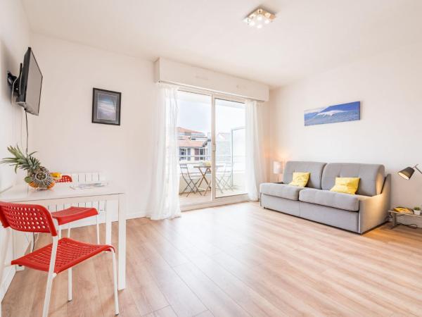Studio Le Brighton By Interhome - Biarritz