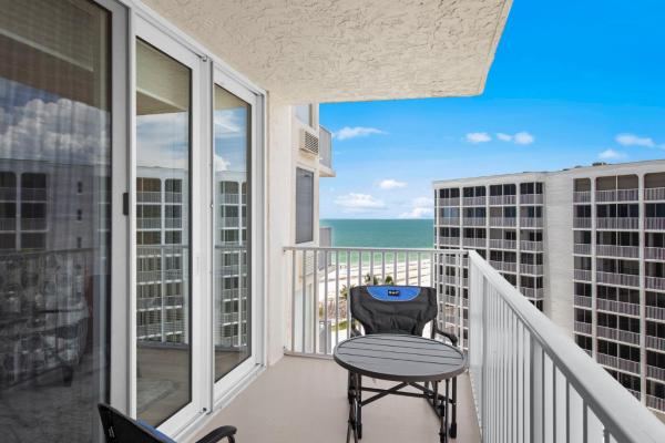 New Luxury Estero Beach Tennis Club 708a - Fort Myers Beach, FL